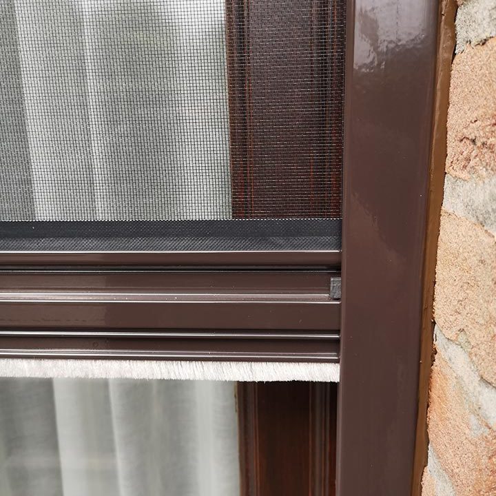 Moustiquaire enroulable pour fenêtre sur mesure | Stop aux moustiques